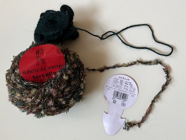 リバーシブルアフガン編みのスヌード | iichi 日々の暮らしを心地よくするハンドメイドやアンティークのマーケットプレイス