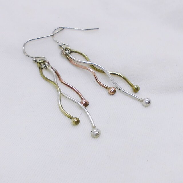 【一点物】ピアス／イヤリング 006（送料無料） | iichi ハンドメイド・クラフト作品・手仕事品の通販