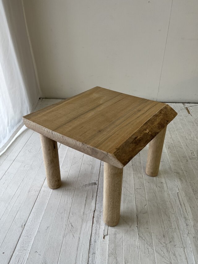 小さな一枚板/胡桃材002/ものごころテーブル | iichi ハンドメイド・クラフト作品・手仕事品の通販
