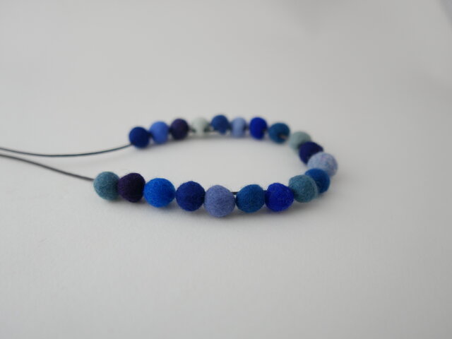 Single loop Blue 02 | iichi ハンドメイド・クラフト作品・手仕事品の通販