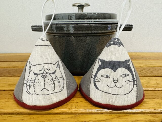 三角鍋つかみ★staub ストウブ ホーロー鍋★ミトン 鍋つかみ ネコ 猫 ねこ cat | iichi ハンドメイド・クラフト作品・手仕事品の通販