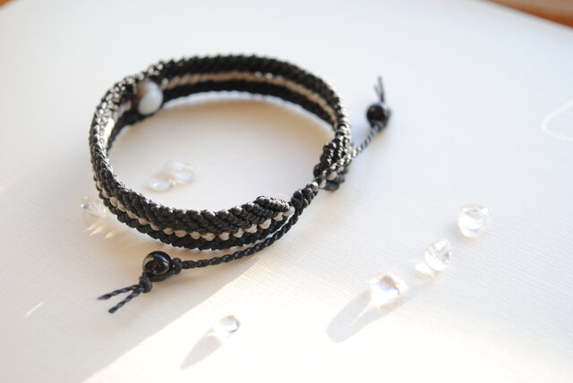 アイアゲートブレスレット＊8㎜ | iichi 日々の暮らしを心地よくするハンドメイドやアンティークのマーケットプレイス