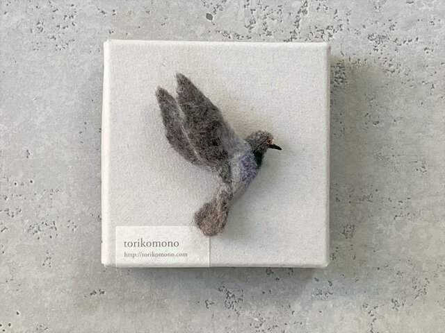 torikomono | ブローチ ハト | iichi ハンドメイド・クラフト作品・手仕事品の通販