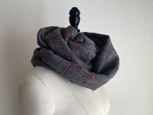 ウールチェックのスヌード 黒白赤系 No.252-1 | iichi ハンドメイド・クラフト作品・手仕事品の通販