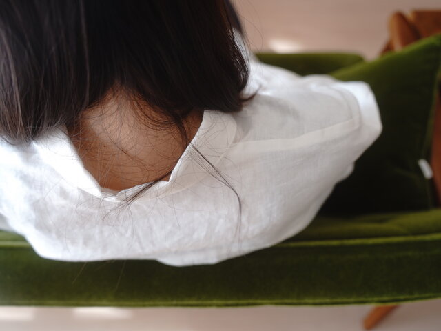 リネンのロングシャツ 白 No.265 | iichi 日々の暮らしを心地よくするハンドメイドやアンティークのマーケットプレイス