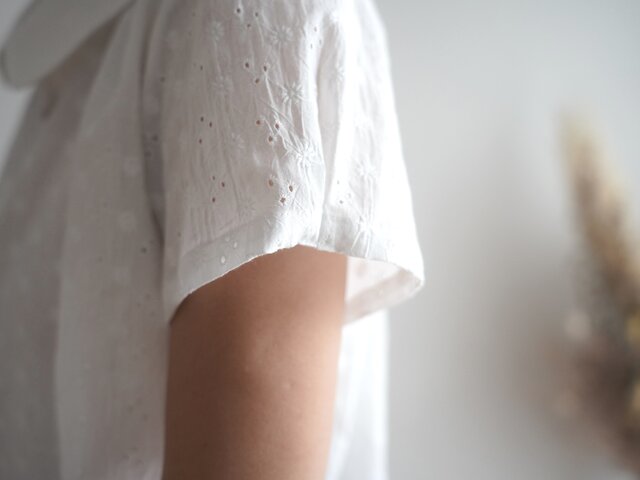 小花コットンレースのブラウス 白 No.258 | iichi ハンドメイド・クラフト作品・手仕事品の通販