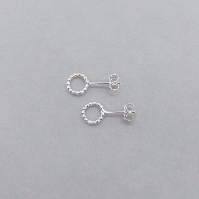tsubutsubu circle mini/pierce | iichi ハンドメイド・クラフト作品・手仕事品の通販
