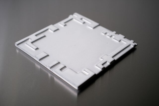 【ピクセル文様 PIXEL PLATE 白妙】 | iichi ハンドメイド・クラフト作品・手仕事品の通販