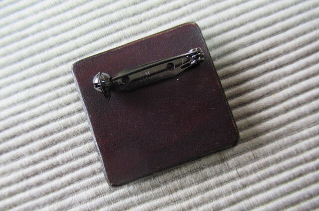 アメリカ テディーベア 切手ブローチ8426 | iichi ハンドメイド・クラフト作品・手仕事品の通販