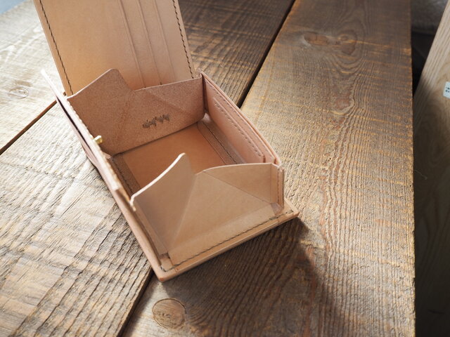 二つ折り財布 box/5【受注制作】 | iichi ハンドメイド・クラフト作品・手仕事品の通販