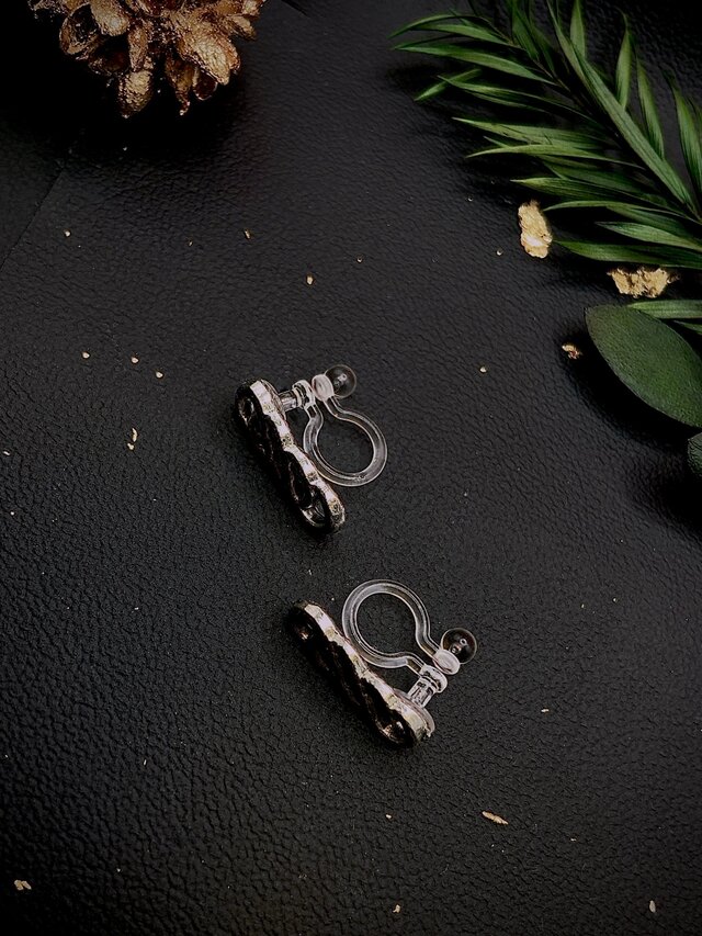 Stephan Lea 男女兼用 アレルギー対応 〜しめ縄ダブルInfinityイヤリング | iichi ハンドメイド・クラフト作品・手仕事品の通販