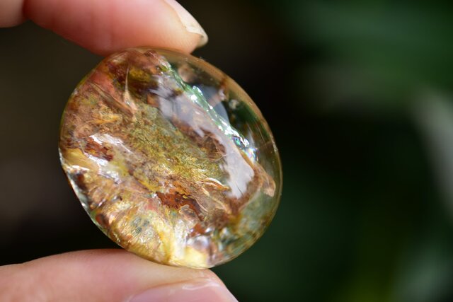 クォーツ鏡★オーロラレッド★ガーデンクォーツs675 | iichi 日々の暮らしを心地よくするハンドメイドやアンティークのマーケットプレイス