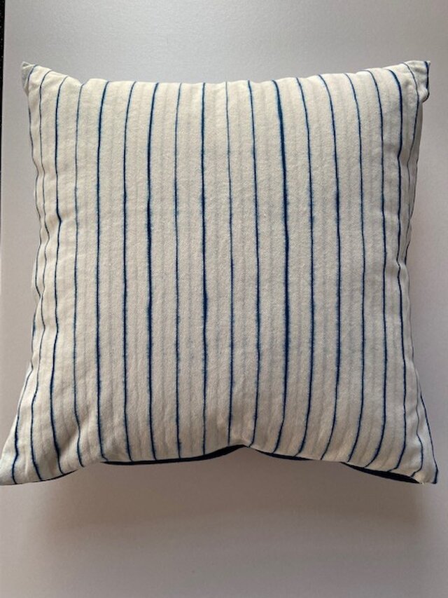 藍染 絞り柄 クッション 45cm(2個1セット) | iichi ハンドメイド・クラフト作品・手仕事品の通販