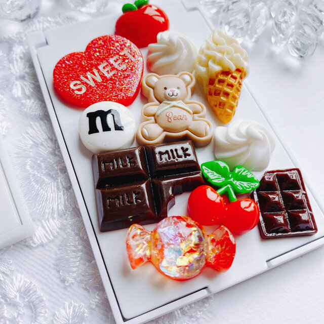 strawberry bear お菓子のミラー 苺 | iichi ハンドメイド・クラフト作品・手仕事品の通販