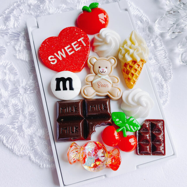 strawberry bear お菓子のミラー 苺 | iichi ハンドメイド・クラフト作品・手仕事品の通販