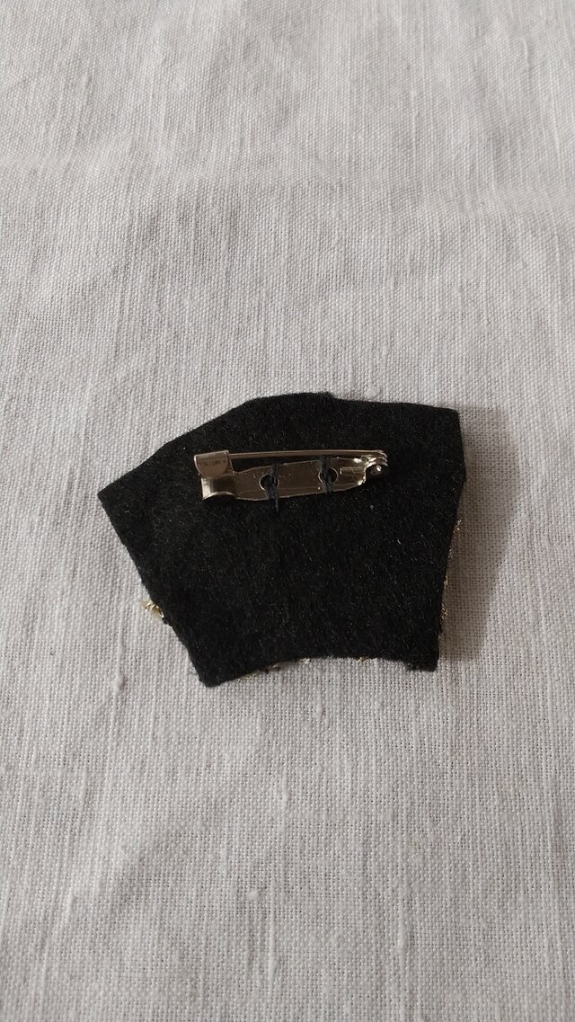 hagireブローチNo.42 | iichi ハンドメイド・クラフト作品・手仕事品の通販