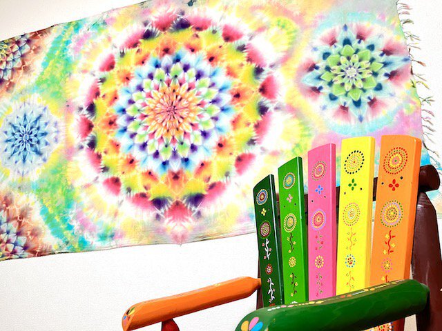 タイダイ染め タペストリー 極彩淡華 HD18-35 | iichi ハンドメイド・クラフト作品・手仕事品の通販