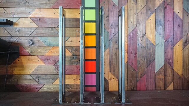 無塗装でアイアンな極細鉄脚♪ 20×120×650mm 型 4脚ver. ダイニングテーブル | iichi 日々の暮らしを心地よくするハンドメイドやアンティークのマーケットプレイス