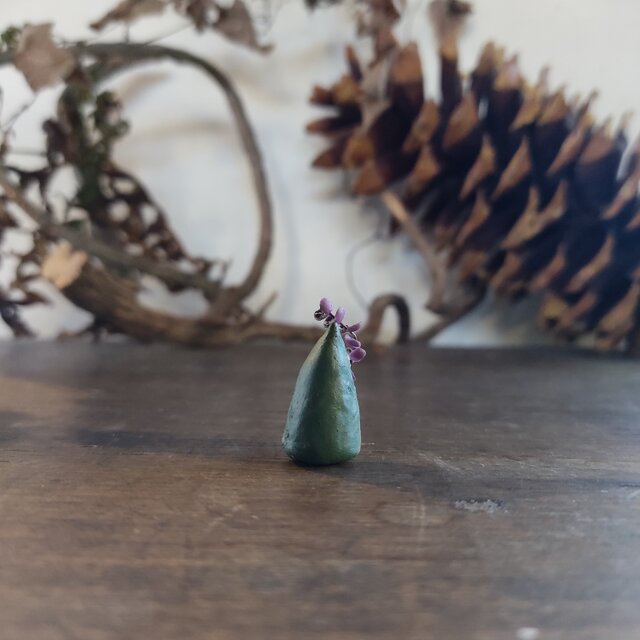 小さな小さなサンタクロース 27(葉っぱ) | iichi ハンドメイド・クラフト作品・手仕事品の通販