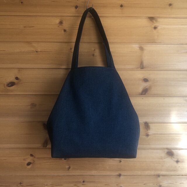 こぎん刺しのトートバッグ大きめ | iichi ハンドメイド・クラフト作品・手仕事品の通販