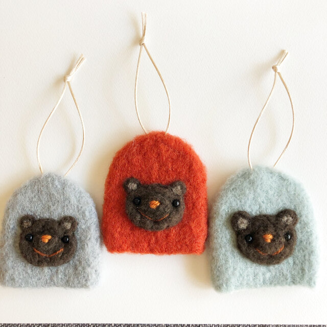 鍵のセーター bear keycase iceblue | iichi ハンドメイド・クラフト作品・手仕事品の通販