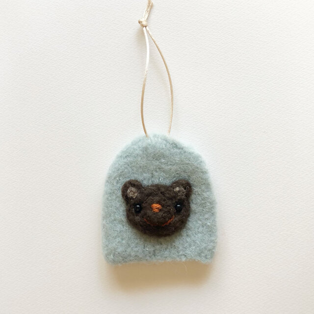 鍵のセーター bear keycase iceblue | iichi ハンドメイド・クラフト作品・手仕事品の通販