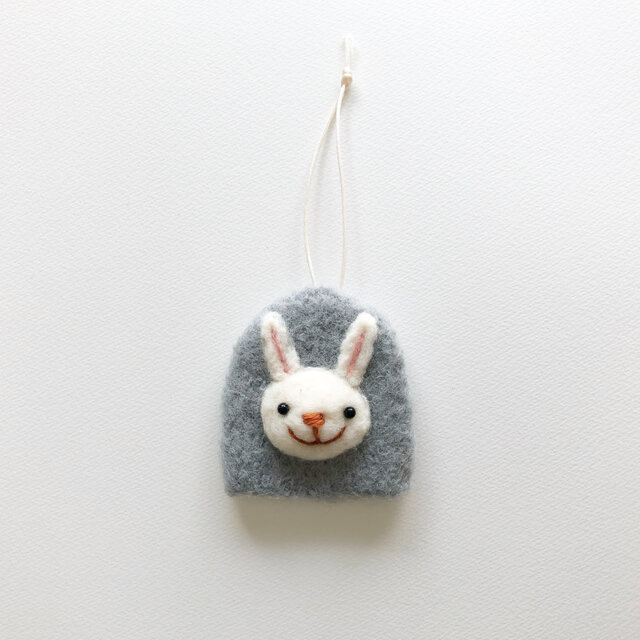 鍵のセーター bunny keycase glay | iichi ハンドメイド・クラフト作品・手仕事品の通販