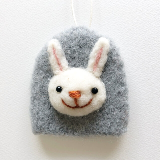 鍵のセーター bunny keycase glay | iichi ハンドメイド・クラフト作品・手仕事品の通販