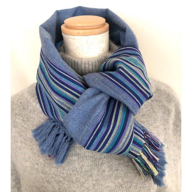 お肌に優しい、コットン・マフラー【501-ブルーMIX】 | iichi 日々の暮らしを心地よくするハンドメイドやアンティークのマーケットプレイス