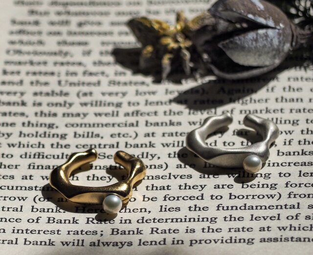 《送料無料》シルバー925/淡水パールnuance イヤーカフ | iichi ハンドメイド・クラフト作品・手仕事品の通販