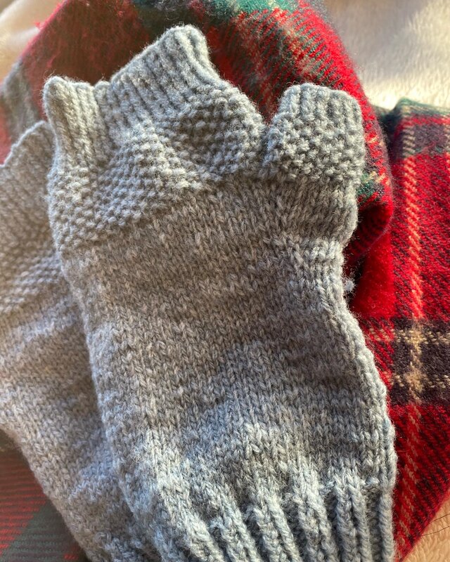 No.1041 カシミアミトン | iichi 日々の暮らしを心地よくするハンドメイドやアンティークのマーケットプレイス