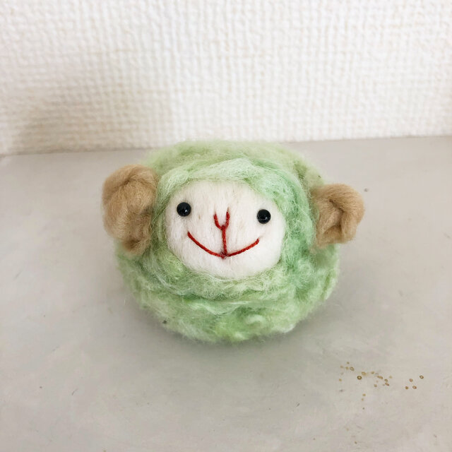 fluffy lambkin Leaf リーフラムキン | iichi ハンドメイド・クラフト作品・手仕事品の通販