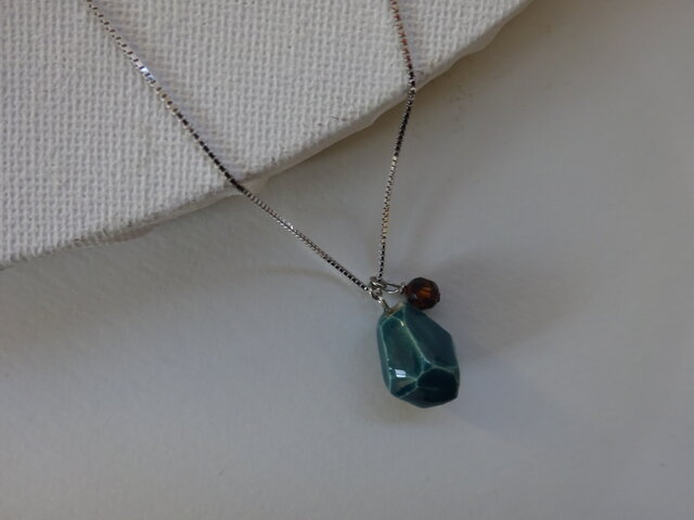 jewel pottery necklace (twin）琥珀 | iichi ハンドメイド・クラフト作品・手仕事品の通販