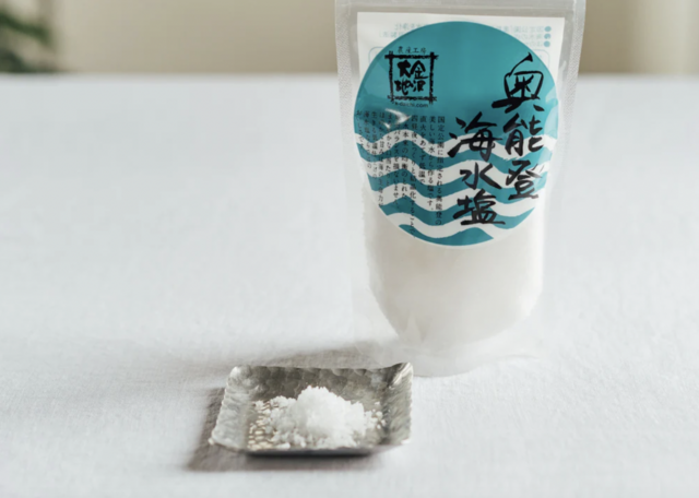 奥能登海水塩 200g | iichi 日々の暮らしを心地よくするハンドメイドやアンティークのマーケットプレイス
