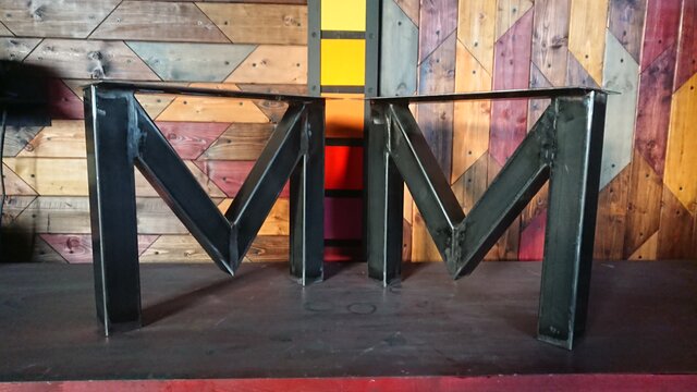 無塗装でアイアンな極太鉄脚♪50×400×350mm M型 2脚ver. ローテーブル | iichi 日々の暮らしを心地よくするハンドメイドやアンティークのマーケットプレイス