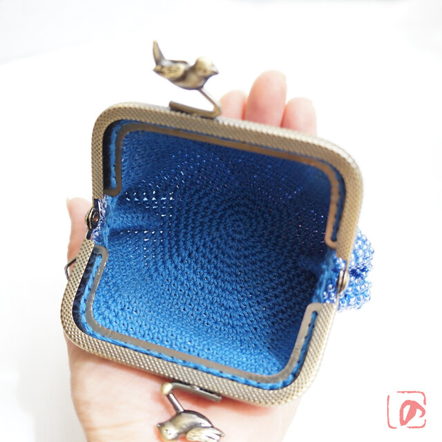 ばあば作☆総ガラスビーズのスクエアがま口（L'Oiseau bleu・1748） | iichi ハンドメイド・クラフト作品・手仕事品の通販