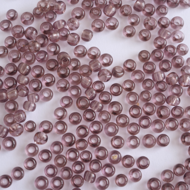 (10g) ヴィンテージフレンチシードビーズ 7/0 プルーン | iichi ハンドメイド・クラフト作品・手仕事品の通販