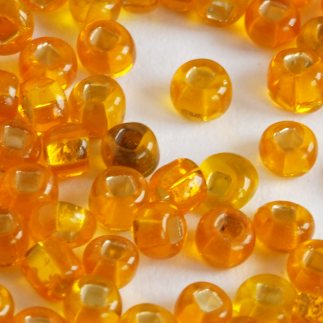 (10g) ヴィンテージベネチアンシードビーズ 11/0 シルバーラインオレンジ | iichi ハンドメイド・クラフト作品・手仕事品の通販