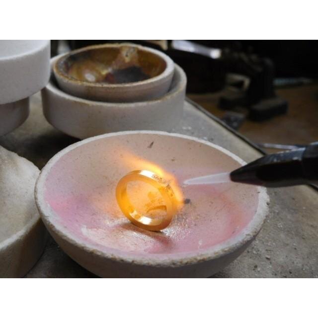 k24 結婚指輪【純金×鍛造】定番で昔から大人気！シンプル甲丸リング 3mm幅 | iichi ハンドメイド・クラフト作品・手仕事品の通販