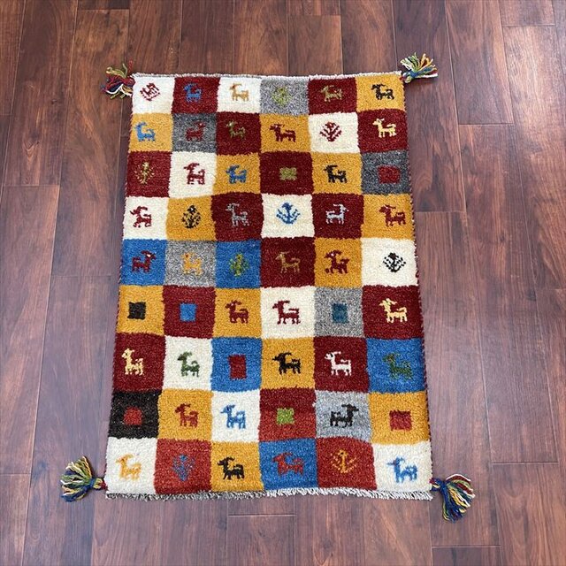 誕生祭】ペルシャ ギャッベ 玄関マット 88×60cm レッド 成E-5 | iichi ハンドメイド・クラフト作品・手仕事品の通販