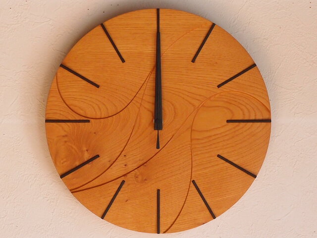 無垢の木の電波掛け時計 けやき 0098 | iichi ハンドメイド・クラフト作品・手仕事品の通販