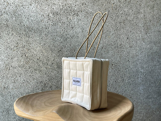 RADIO W | iichi ハンドメイド・クラフト作品・手仕事品の通販