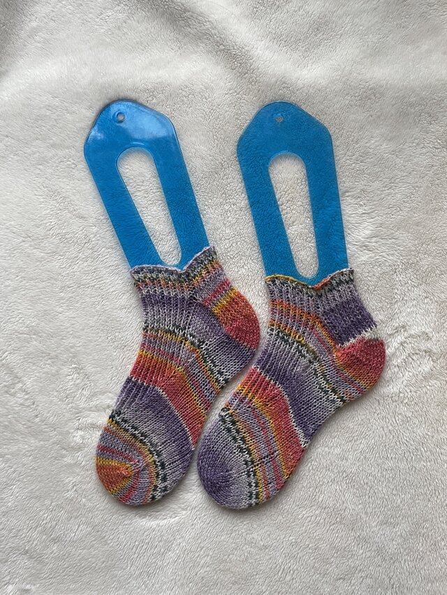 No.1052 手編みショートソックス | iichi ハンドメイド・クラフト作品・手仕事品の通販