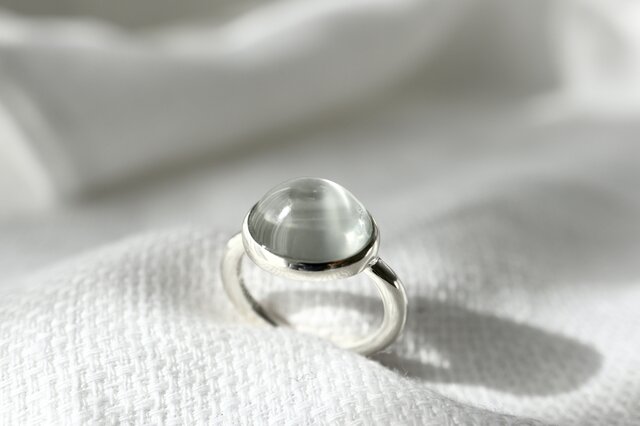 [月兎のmoonstone]ring | iichi 日々の暮らしを心地よくするハンドメイドやアンティークのマーケットプレイス