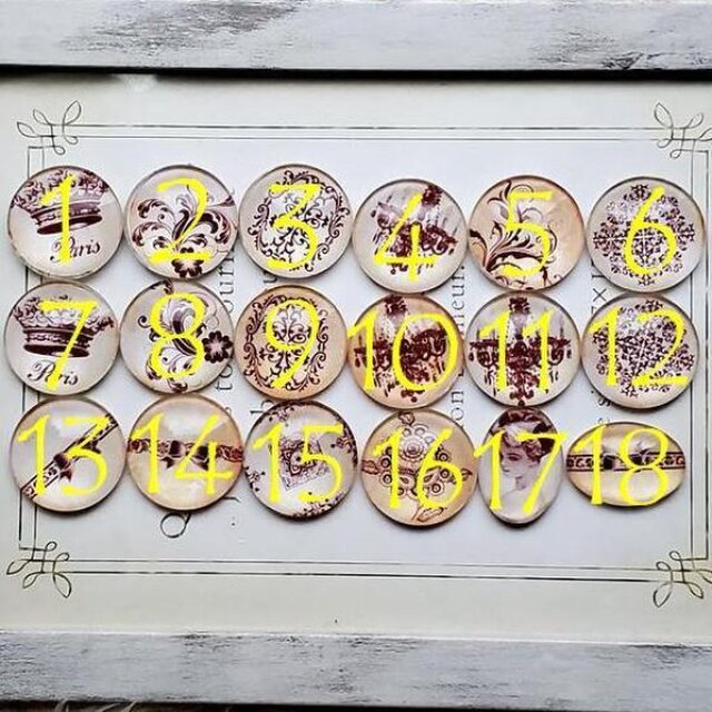 アラべスク模様(17) ガラスカボション 25mm アンティーク調 ハンドメイド | iichi ハンドメイド・クラフト作品・手仕事品の通販