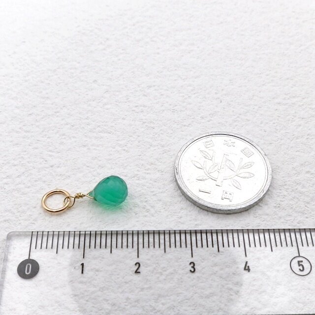 ペンダントトップ 14kgfグリーンオニキスドロップカット・ネックレスチャーム | iichi ハンドメイド・クラフト作品・手仕事品の通販