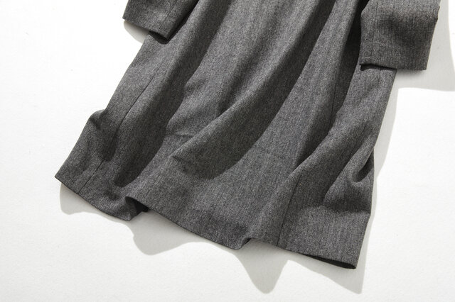 大人気のヴィンテージ風柄 秋冬厚てワンピース ゆったり 裏地付き221002-3 | iichi 日々の暮らしを心地よくするハンドメイドやアンティークのマーケットプレイス