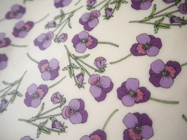 N様オーダー品 ラミネート横長バッグ 「Ros 」パープル | iichi 日々の暮らしを心地よくするハンドメイドやアンティークのマーケットプレイス