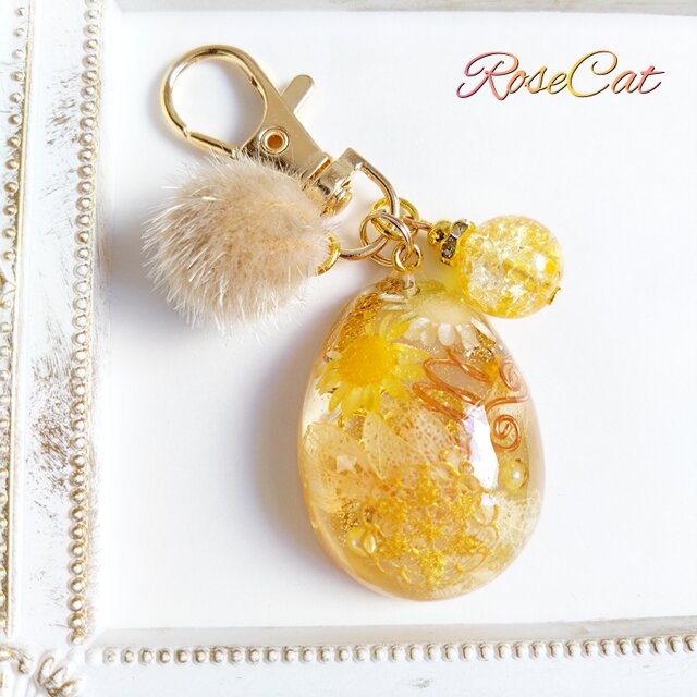 オルゴナイト たまご型チャーム キーホルダー 金運 シトリン 939 | iichi ハンドメイド・クラフト作品・手仕事品の通販