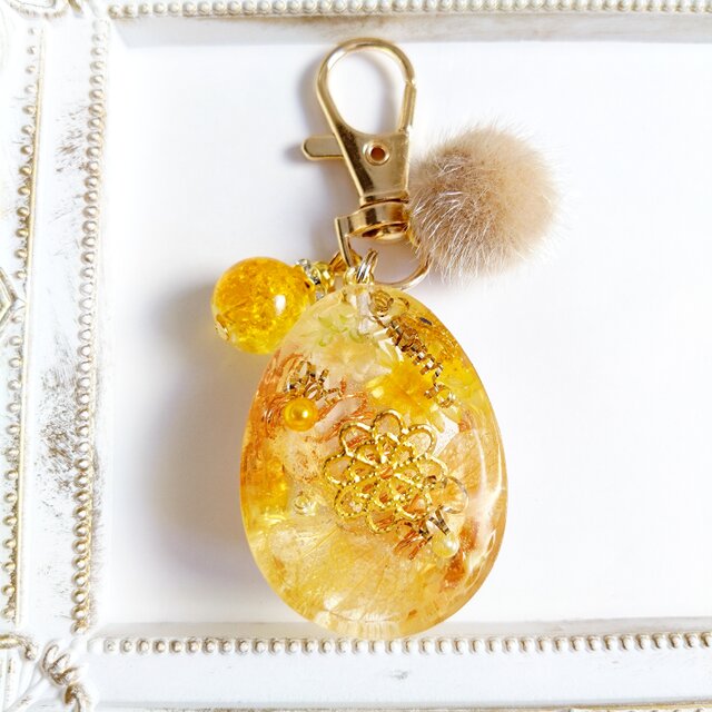 オルゴナイト たまご型チャーム キーホルダー 金運 シトリン 939 | iichi ハンドメイド・クラフト作品・手仕事品の通販